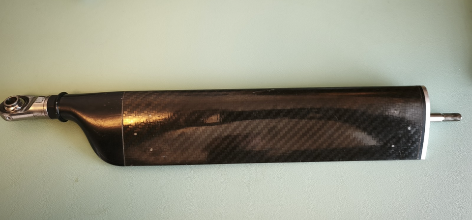 Formula 1 memorabilia, Manor MR05 F1, Carbon Suspension, Marussia, F1 ...