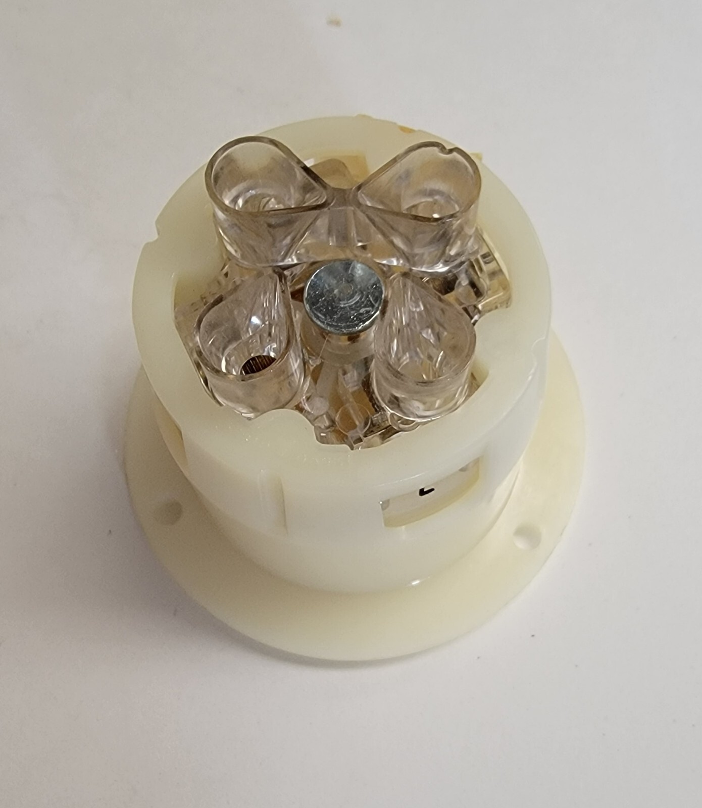 Hubbell Wiring Devicekellems HBL2426 Receptacle Flanged 20a L1520 for ...