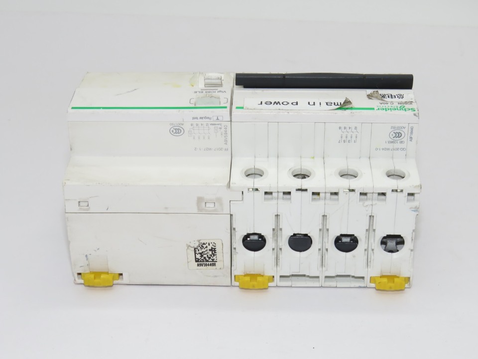 Schneider Electric iC65N C 40A Vigi iC65 ELE 63A 30mA Set circiut ...