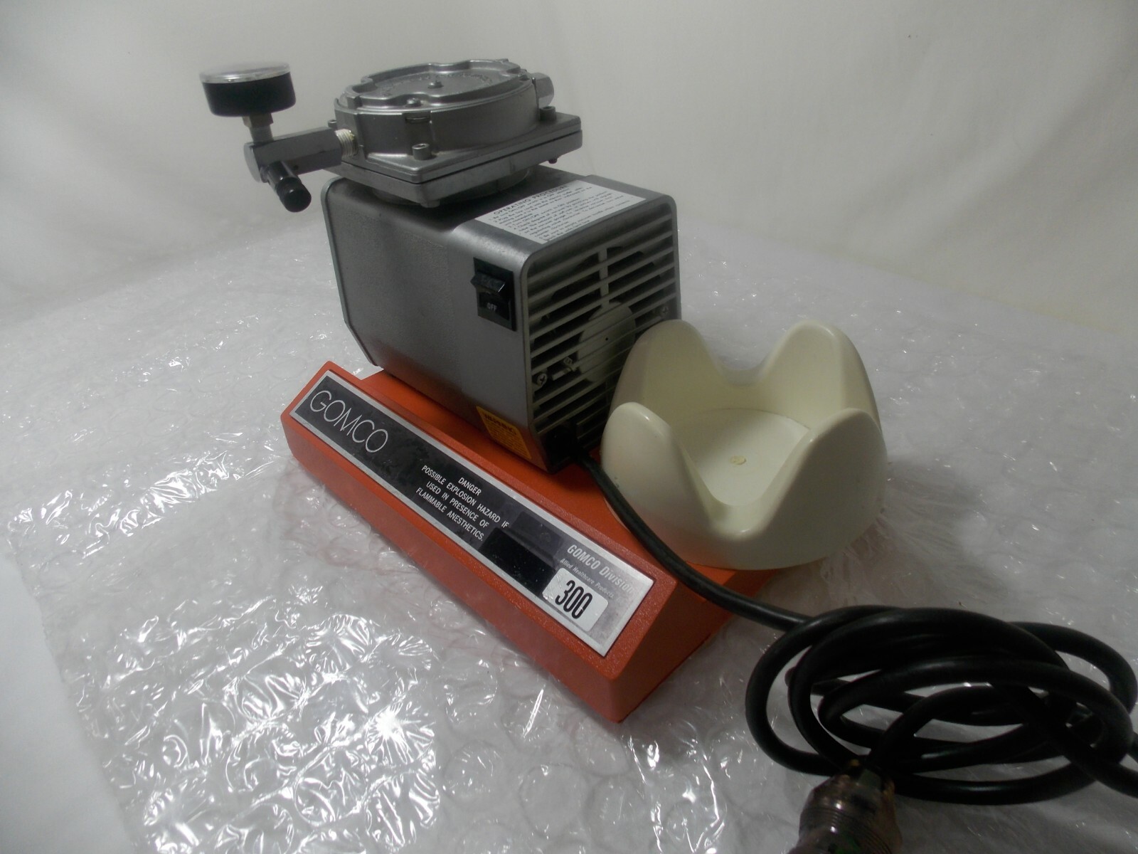 ALLIED HEALTHCARE GOMCO 300 ASPIRATOR/VACUUM PUMP model DOA-V180-AA | eBay