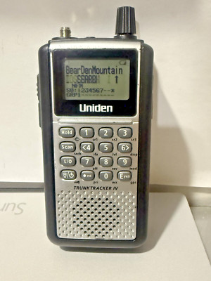 UNIDEN BCD396XT TRUNKTRACKER IV APCO 25 Digital Handheld Bearcat Police ...