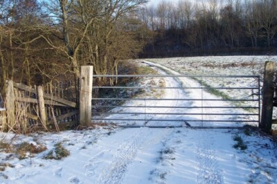 Photo 6x4 Track and field gateway at Weldon Bridge Weldon/NZ1398 Taken ...