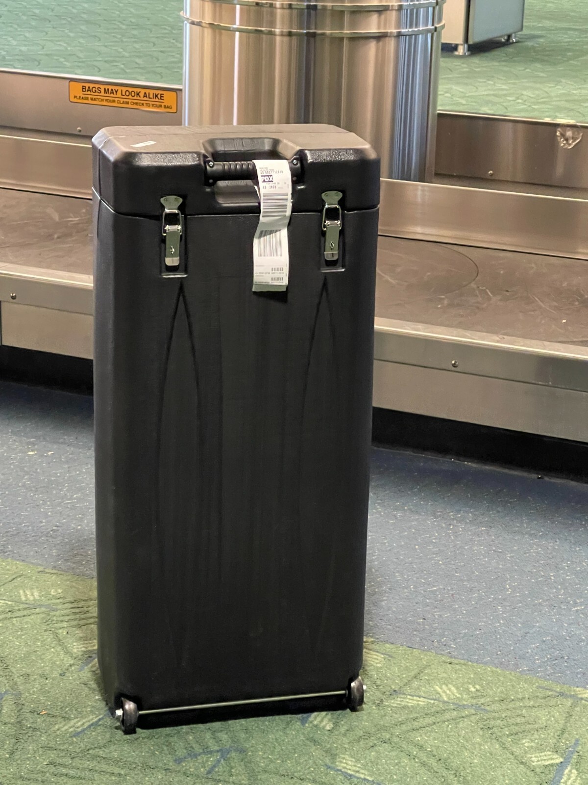 Trade Show Carrying Case with wheels -- Inside Dimensions: 36"x16.5"x10 ...