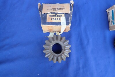 1952-53 Chevy truck 2-speed rear differential side gear, NOS! 3698942 ...