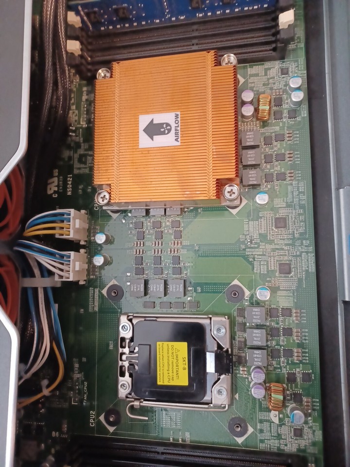 Dell Precision R5500 Rack GPU Workstation , 1 Core , RGB RAM / No SSD ...