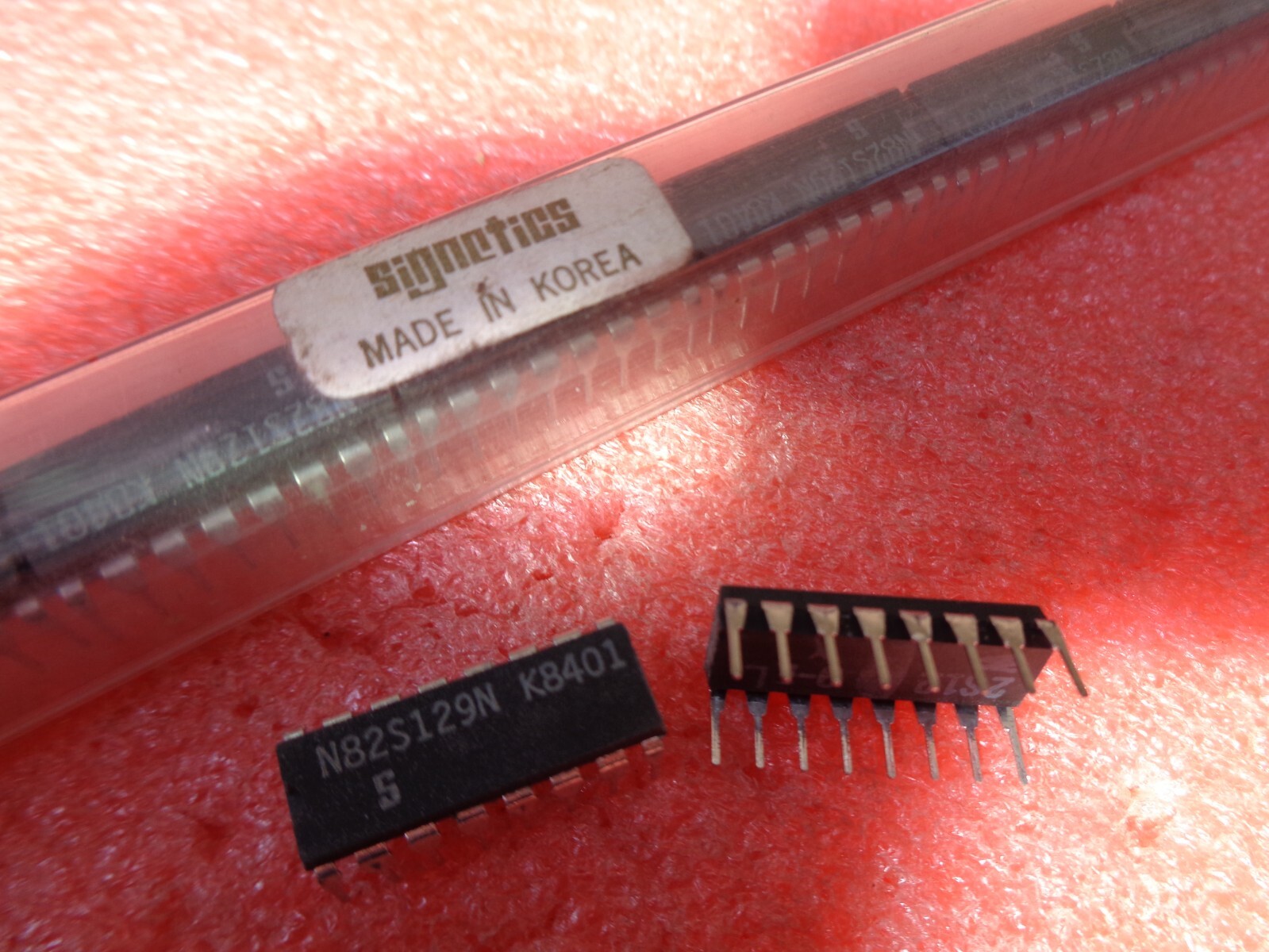 2 x N82S129N 256X4 OTPROM DIP16 VINTAGE SEMICONDUCTOR SIGNETICS UKSTK ...