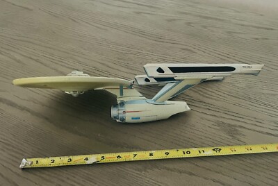 Diamond Select USS Enterprise NCC‑1701 Electronic Model – Working ...