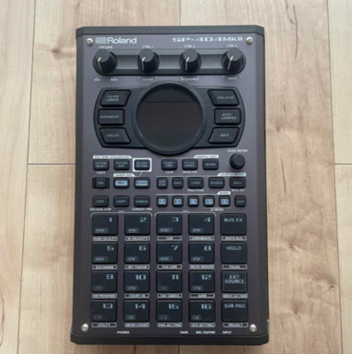 ROLAND SP-404MKII Sampler Effector, Beatmaking Machine, Japan limiteⅾ ...