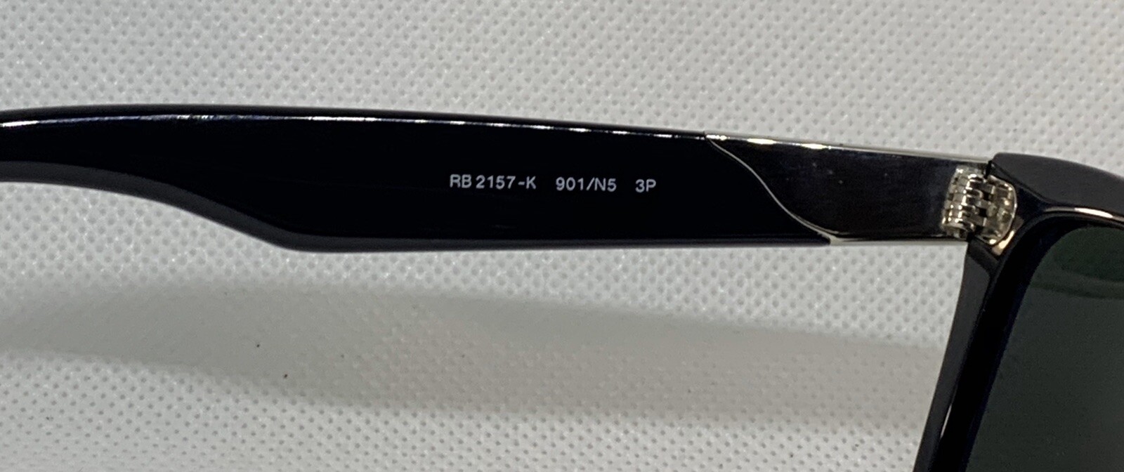 MINT Ray-Ban 2157 Ultra Wayfarer Black 18K Gold Polarised 901/N5 ...