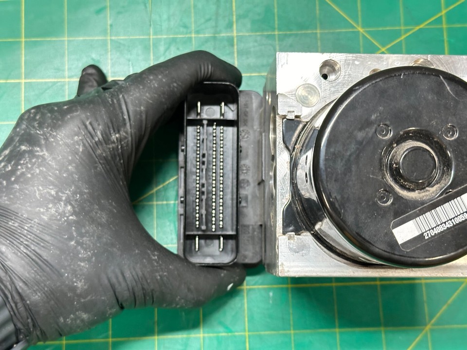 15-18 Volvo S60 V60 ABS ANTI LOCK BRAKE PUMP & CONTROL MODULE OEM ...