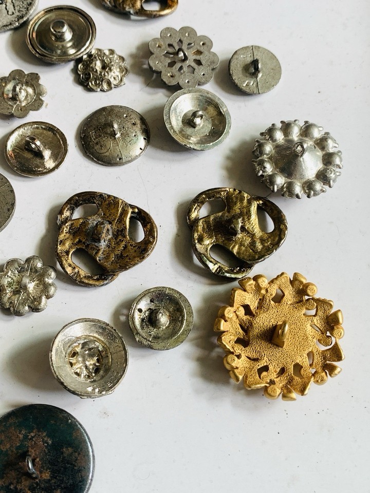 Lot of 25 VTG Metal Buttons Gold Silver Pewter Brass Shank Rhinestones ...