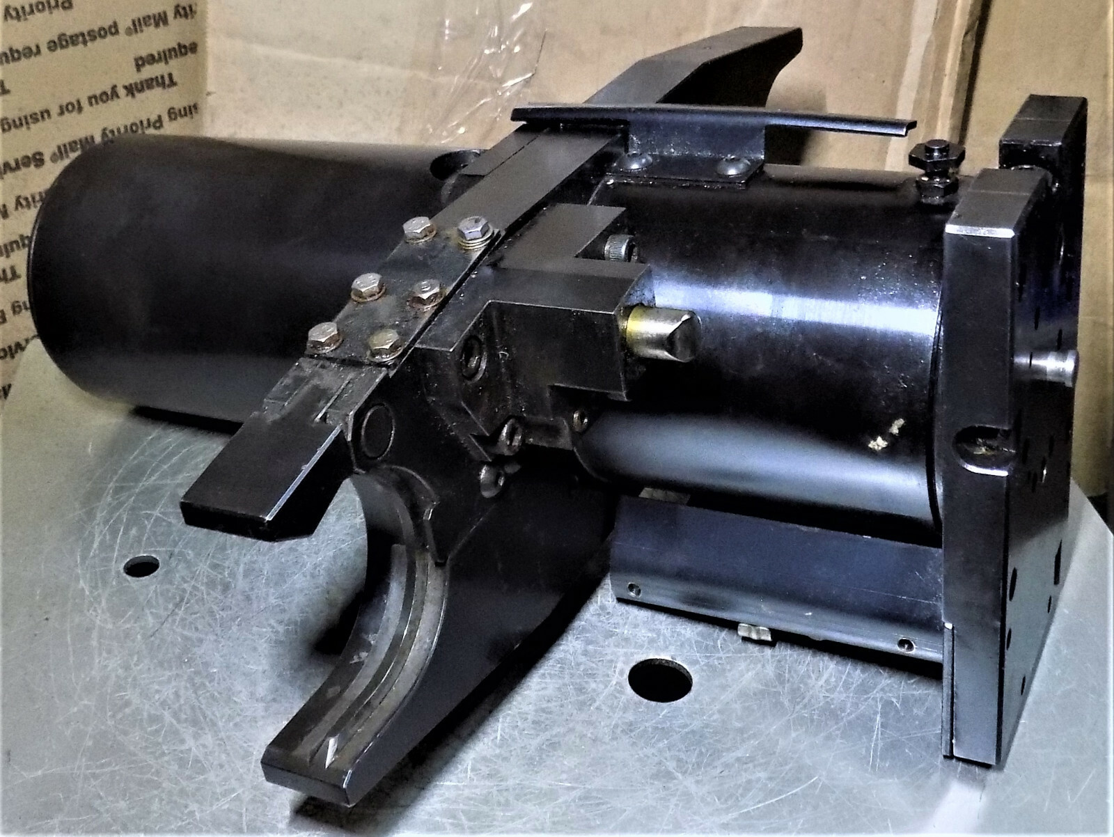 CAT40 ATC Automatic Tool Change Arm From MATSUURA CNC Milling Machine ...