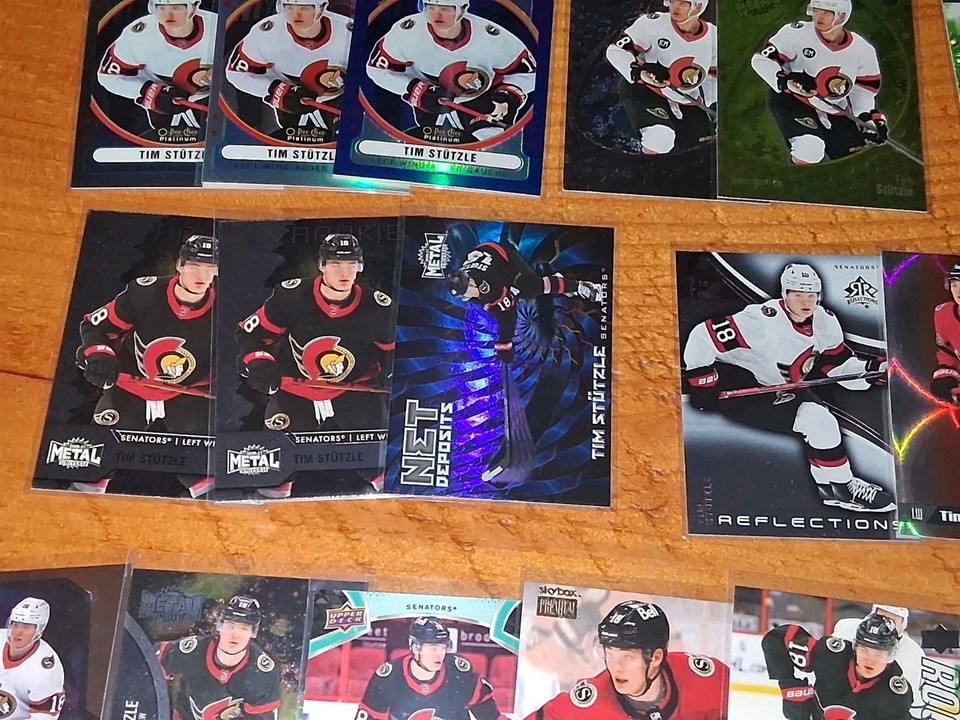 Tim Stutzle Hockey x25 Card Lot - Rookies/ Parallels/ Short Prints ...