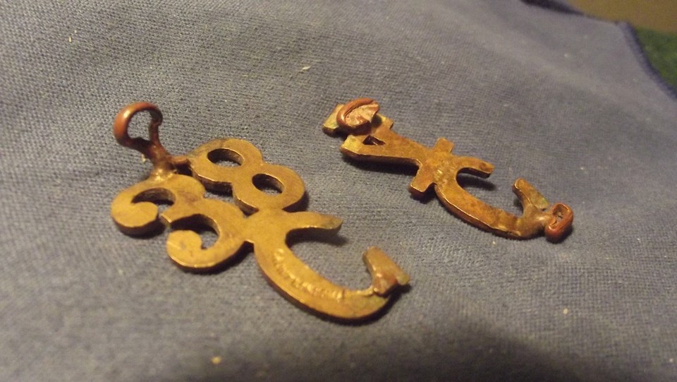 WW I CEF Brass Collar Badges (C Over 4) (C Over 38) 4th & 38 Infantry ...