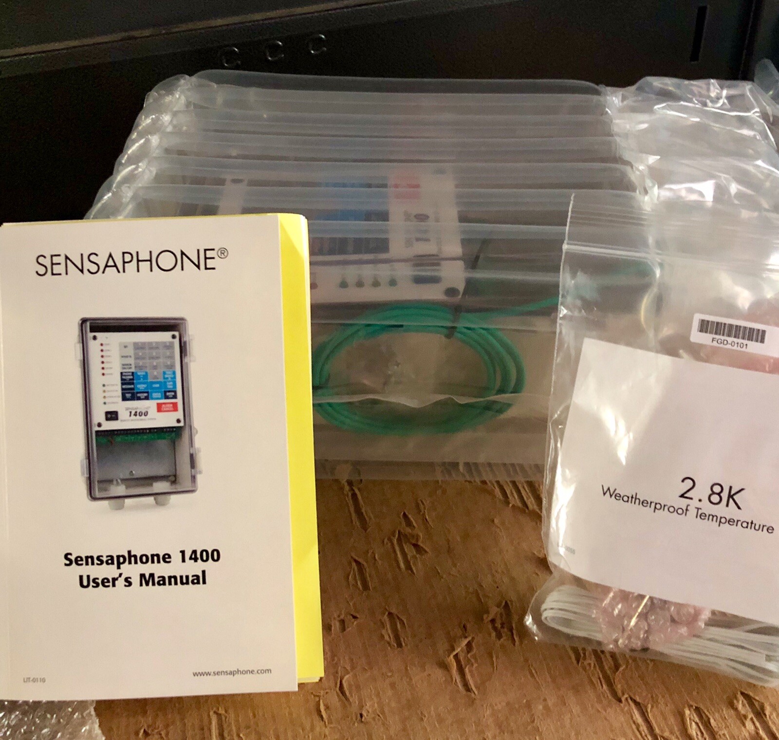 Sensaphone 1400 Monitoring System + 1 Weatherproof 2.8K Temperature ...