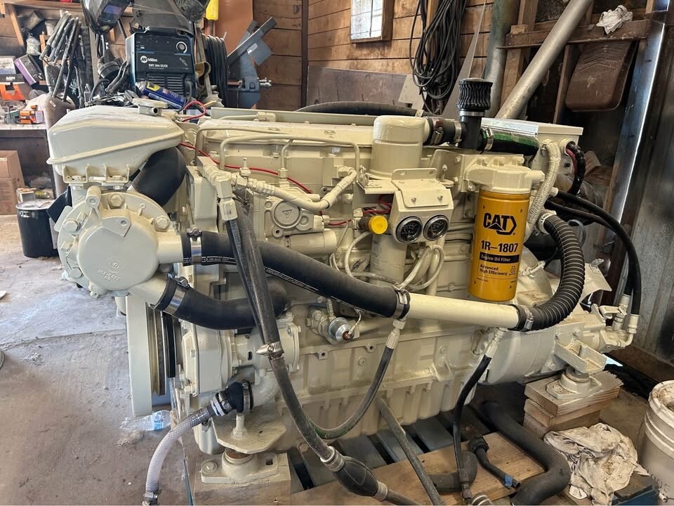 Caterpillar CAT 3116 350 HP MARINE DIESEL ENGINE ZF 220A 1.533 | eBay