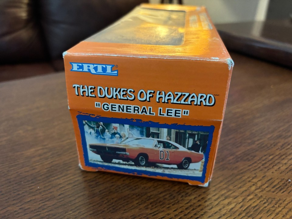 The Dukes Of Hazzard "General Lee" ERTL 7967 In box. 1:25 36881079675| eBay