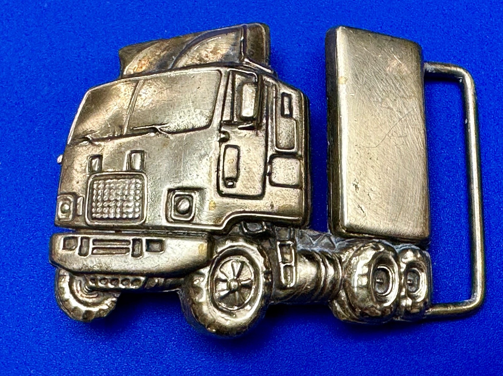 Semi Drivers cutout Big Rig Tractor Trailer Solid Bra… - Gem