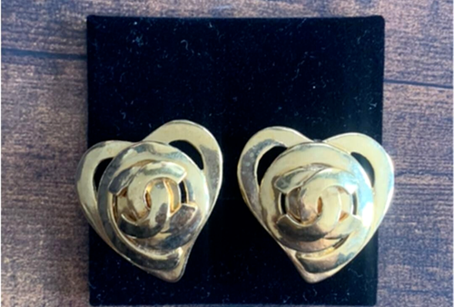 CHANEL Vintage Earrings Coco Heart Motif Swirl Goldplate 95P | eBay ...