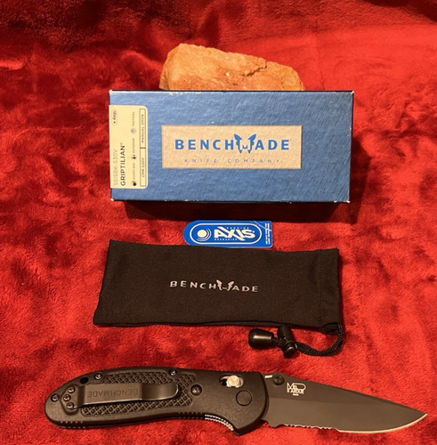 Benchmade - Griptilian - 551SBK- Folding Pocket Knife - BLACKOUT | eBay