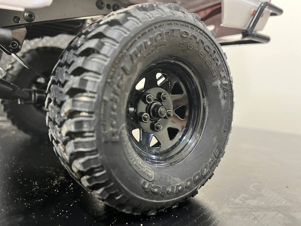 RC4WD 1/10 1982 Toyota® Pickup Complete Hard Body Set +Two-Speed Trail ...