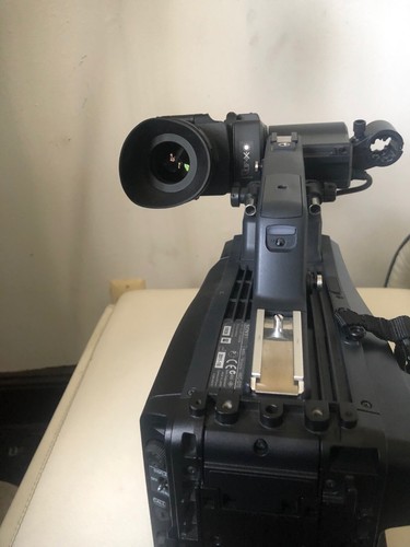 Sony HXC-D70 HD Studio Color Camera W/ Color ViewFinder HDVS CBK-VF01 ...