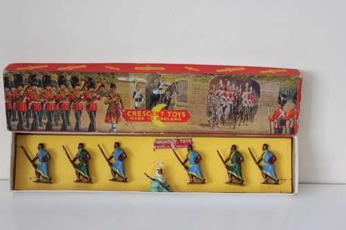 Crescent Toys Boxed Arab Gift Set Lead Metal Figures Timpo Britains Toy ...