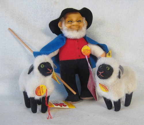 Steiff Dwarf 7690/20 Vincenz Shepherd & Sheep NM ALL TAGS 1978 rare ...