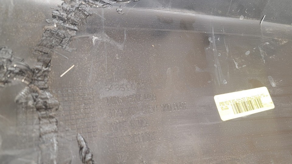 2021 2022 Chevrolet COLORADO Front Bumper Fascia Skid Plate Molding OEM ...