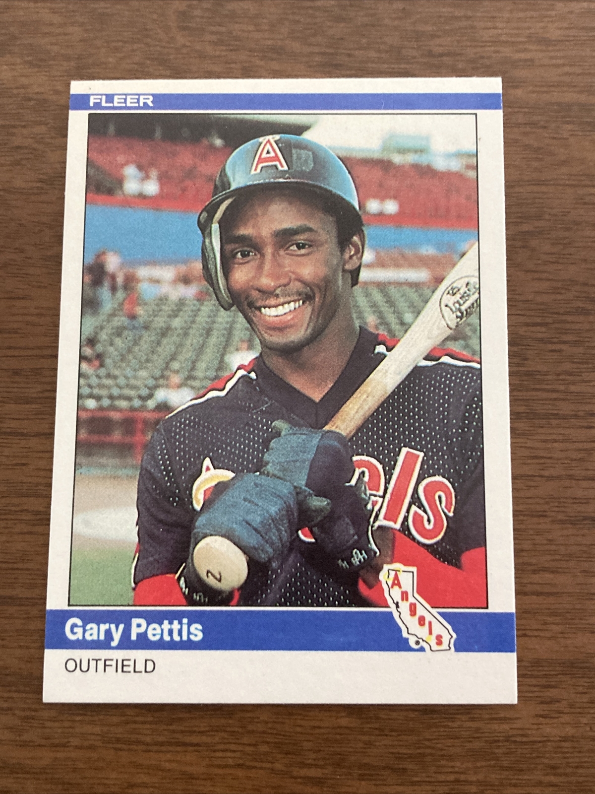 1984 Fleer Baseball Gary Pettis RC #526 California Angels Rookie Card ...