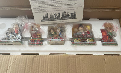Danbury Mint PEANUTS Snoopy & Friends Thanksgiving Special Train Set ...