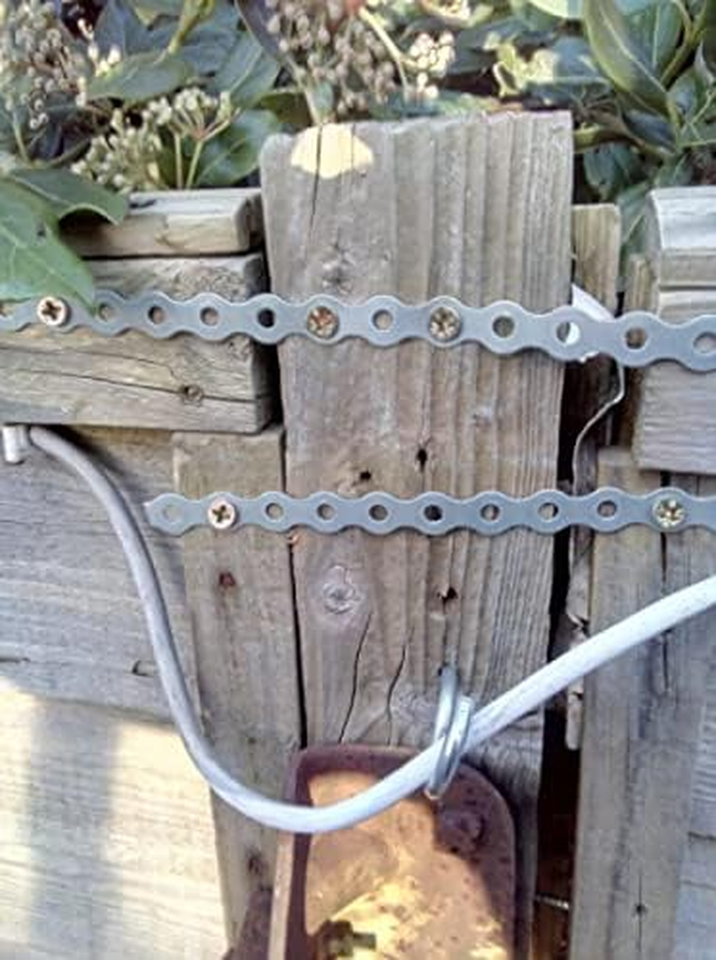 Galvanised Steel Band Metal Fixing Strap with Perforated Holes ...