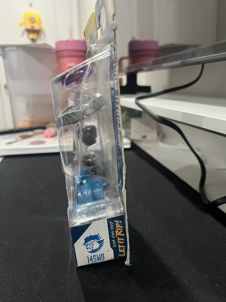 Earth Eagle Beyblade Metal Fusion Hasbro Sealed 145WD NIB Very Rare | eBay