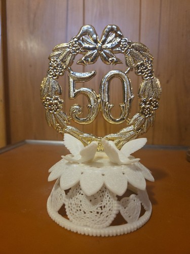 Vintage MCM Early Plastic Doves White & Gold "50" Cake/Dessert Topper 6 ...