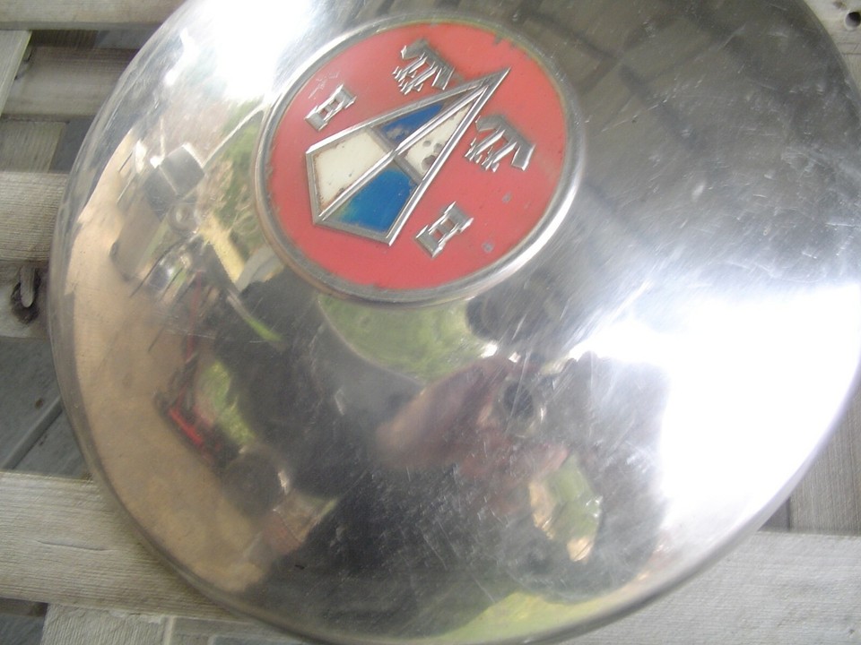 ONE VINTAGE ANTIQUE 1955 1956 HUDSON HORNET WASP JET LINER HUBCAP WHEEL ...