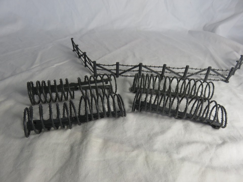 Classic Toy Soldiers/Marx Playset Barb & Concertina Wire Sections 54MM ...