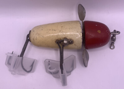 Pflueger - Vintage Pflueger White Red Head