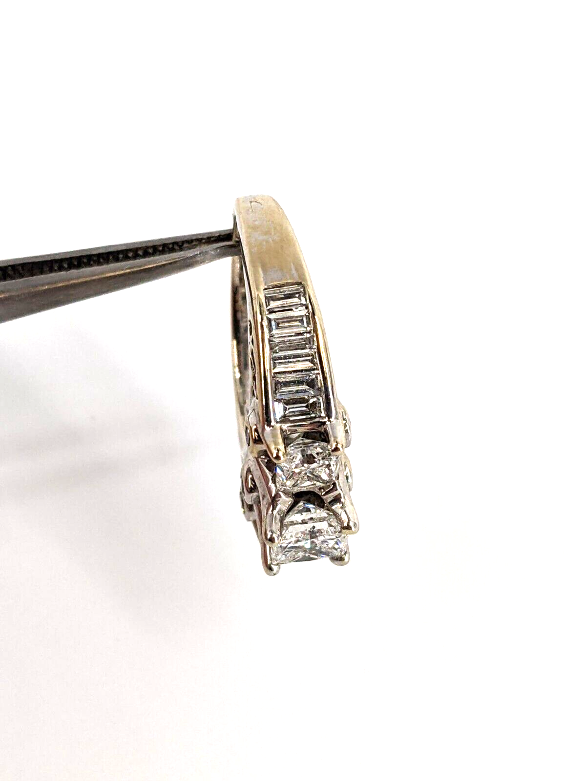 14KT White Gold 5.17g Diamond Ring (2cttw) Size 4.5 | eBay