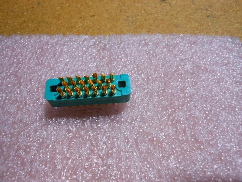 US COMPONENTS CONNECTOR PART # M28748/1-C0001A NSN: 5935-01-010-5366 | eBay