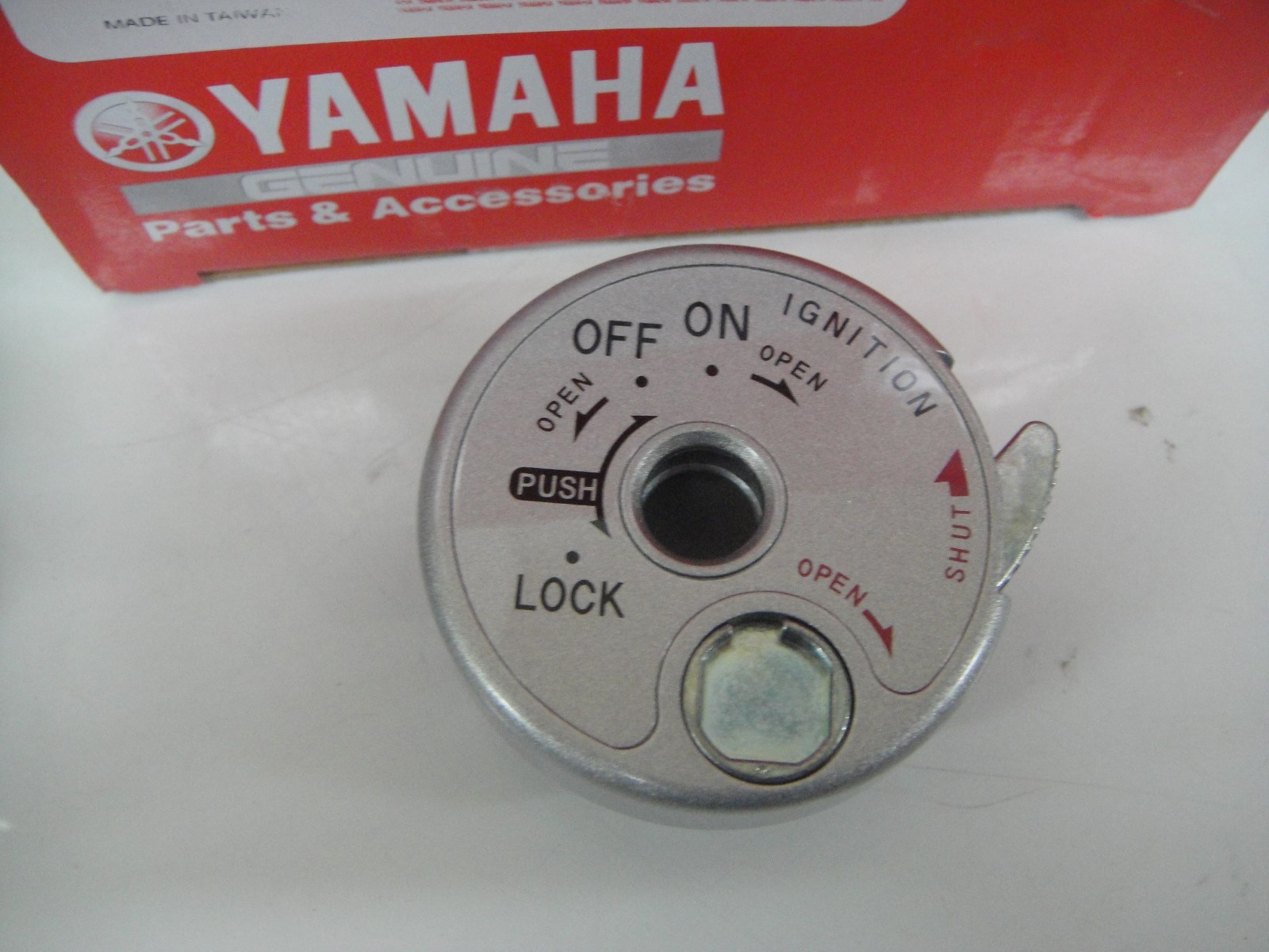 YAMAHA GENUINE ZUMA 125 SCOOTER LOCK KIT IGNITION SWITCH GAS CAP KEYS ...