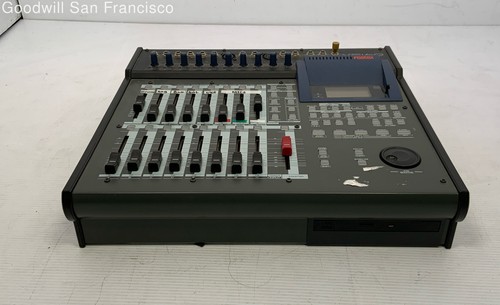 Fostex VF160 Electric 22 Watts Digital Multitracker Tabletop Recorder ...
