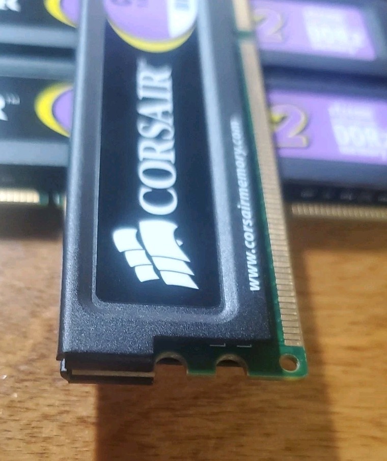 Corsair XMS2 Xtreme, 2x 2GB Kit (4x2GB) DDR2 RAM CM2X2024-6400C5 800MHz ...