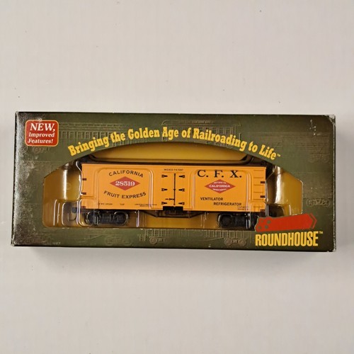 Roundhouse RTR 84126 HO Scale California Fruit Express 36' Wood Reefer ...