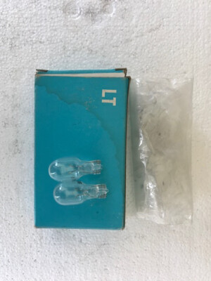 LT 939, Eiko Incandescent Mini Light Bulb, 6 V, 5.4 W, Lot of 9 | eBay