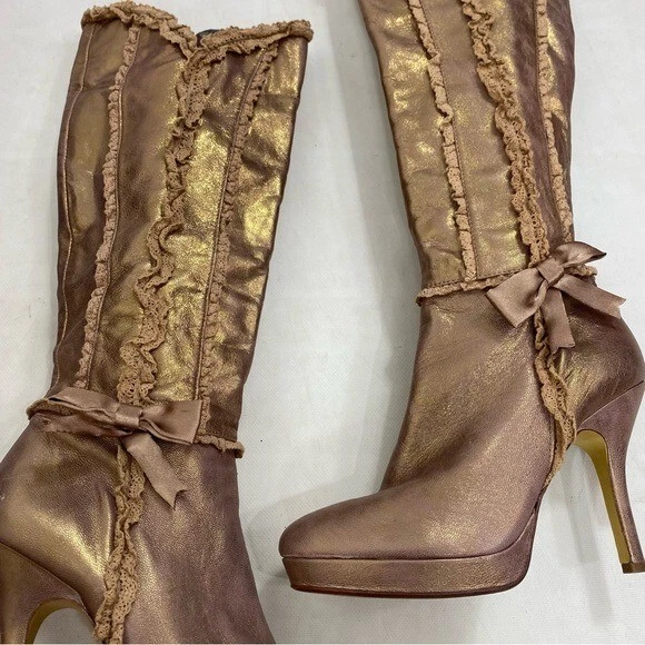 Dereon Boots