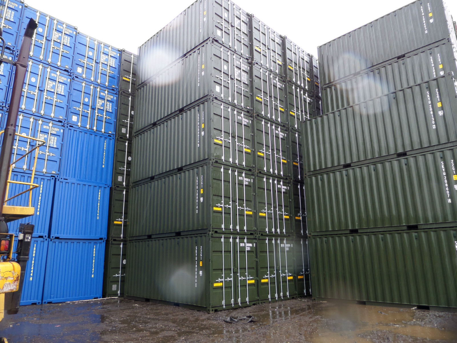 NEW 20FT SHIPPING CONTAINERS FOR SALE " FROM" £1950 + vat HIGH DEMAND ...