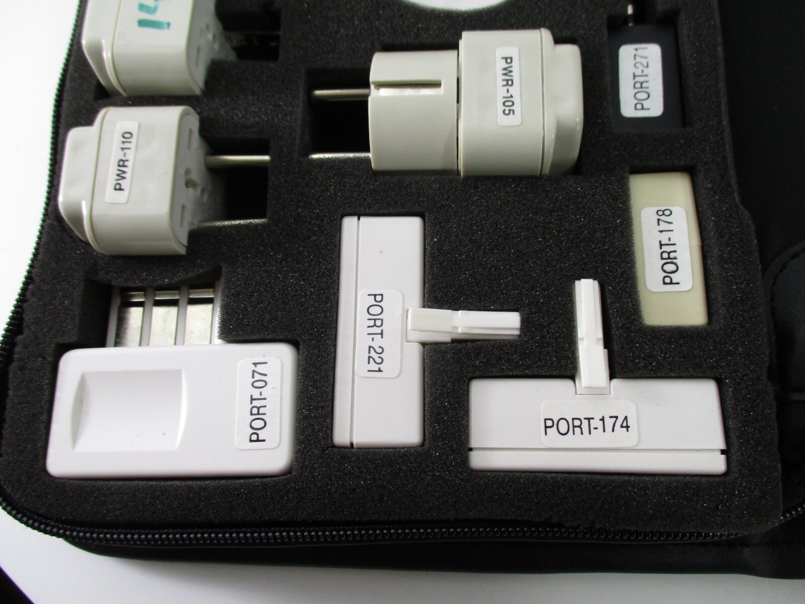 Port Travel Connection Pack Asia Pacific Middle East Phone Power ...