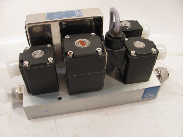 Burkert 8711 Mass Flow Meter Controller for Gas Solenoid Valve Inlet ...