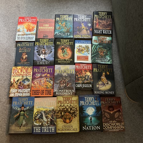 Terry Pratchett - Discworld - Hardback X 19 Paperback X 1 Job Lot ...