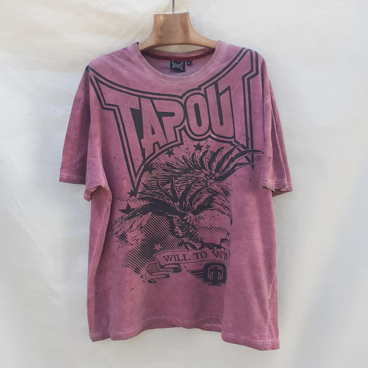 Pink Tapout Logo